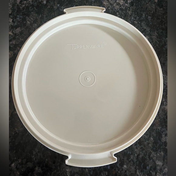 Tupperware | Dining | Tupperware Cake Container | Poshmark